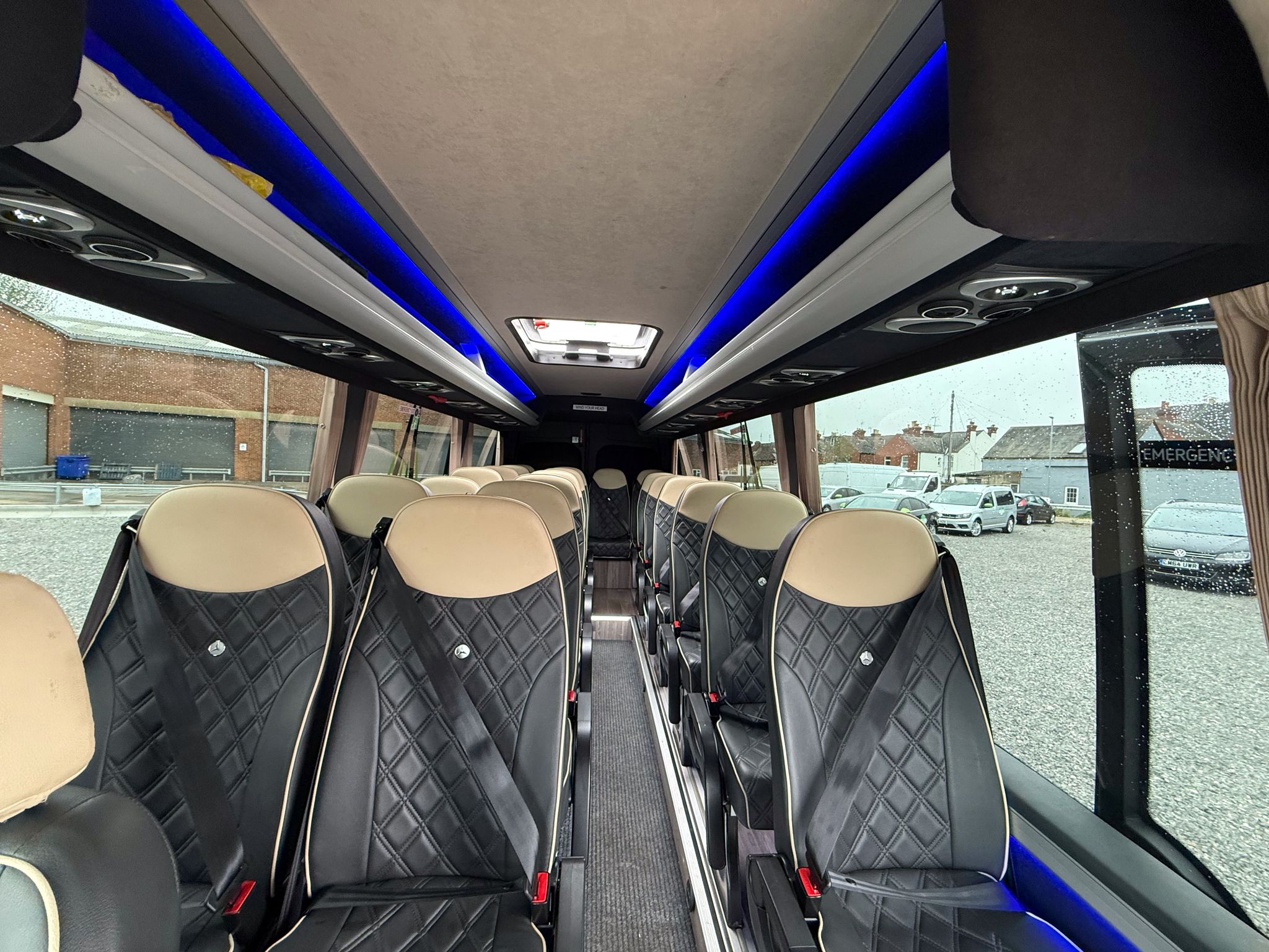 Mercedes-Benz Sprinter 22 Seater - Green Metro Coaches